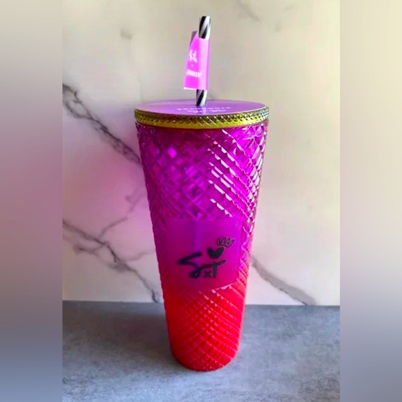 Starbucks | Accessories | Nwt Starbucks Cup Artist She X This Artist ...